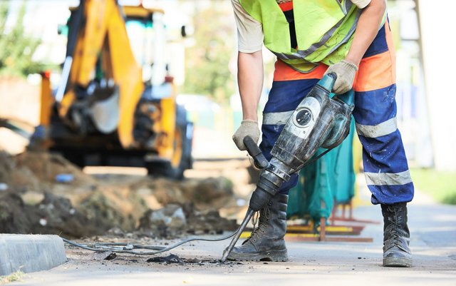 CONSTRUCTION | Right to work checks